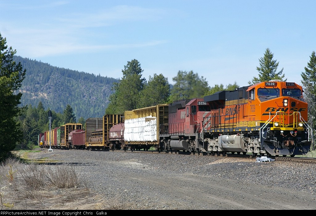 BNSF 7639